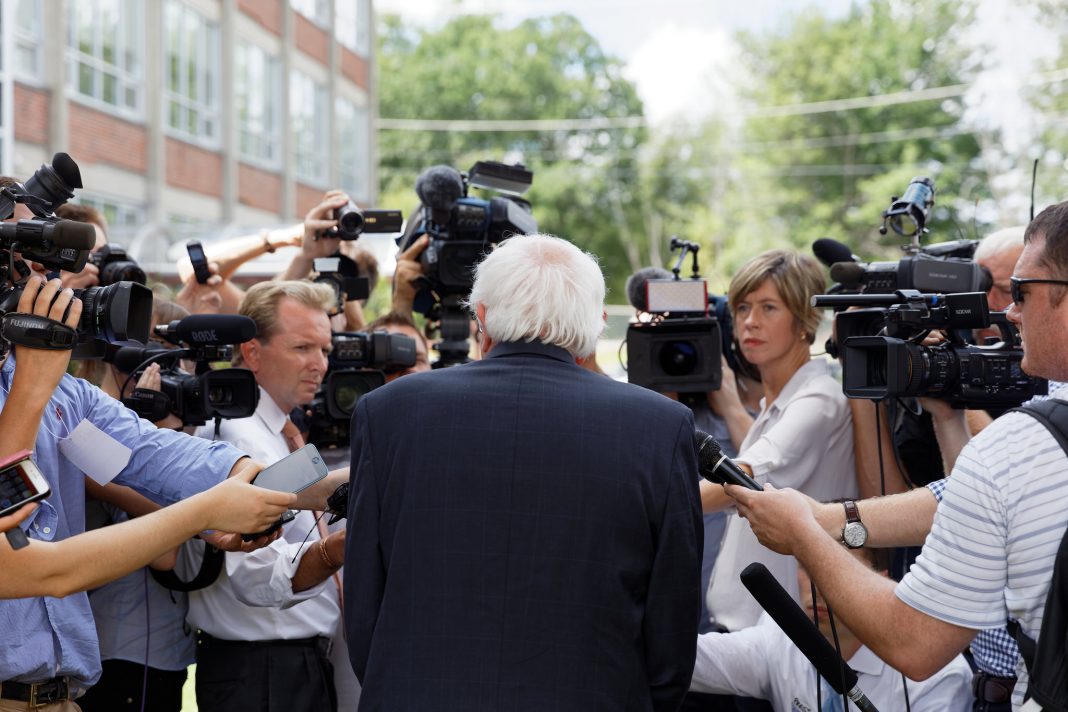 Focused on coronavirus response, Sanders rebukes reporters